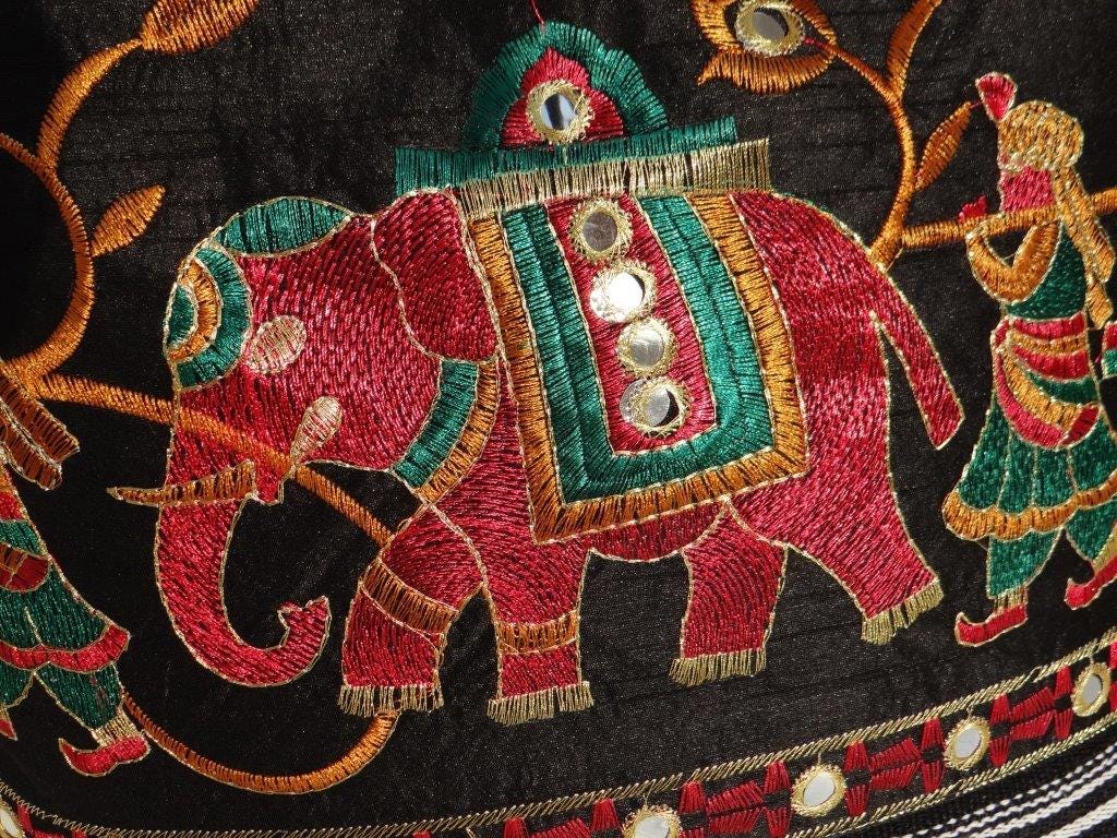Banjara Embroidery from Bellary – Direct Create – Medium