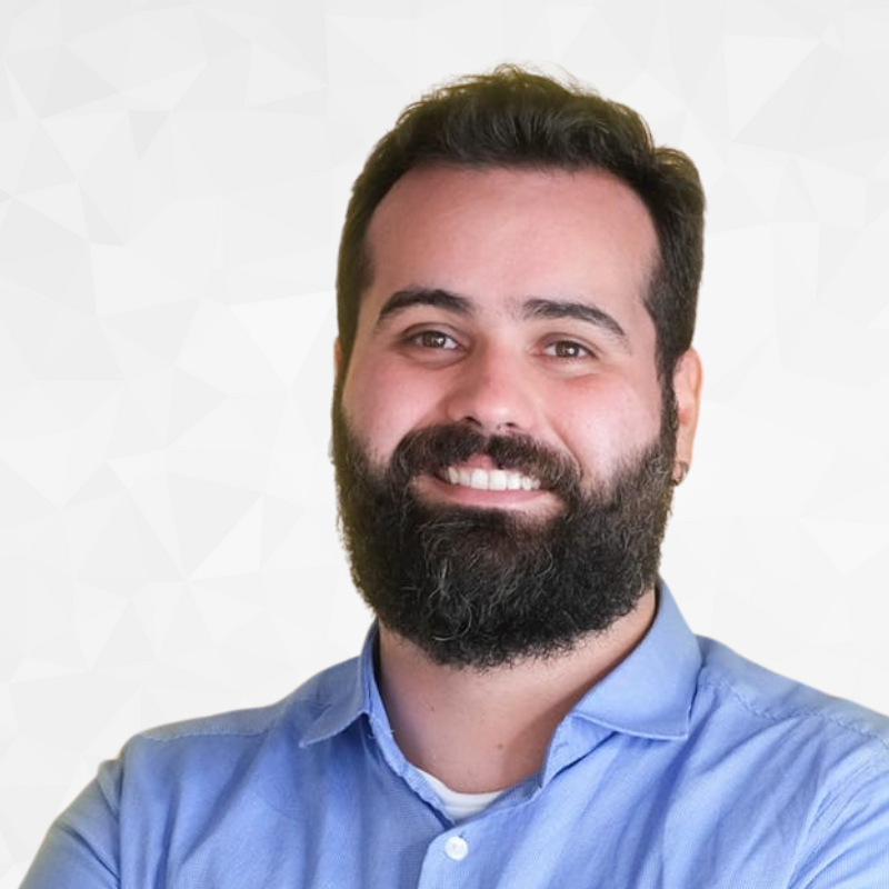 Raphael Neves - Medium