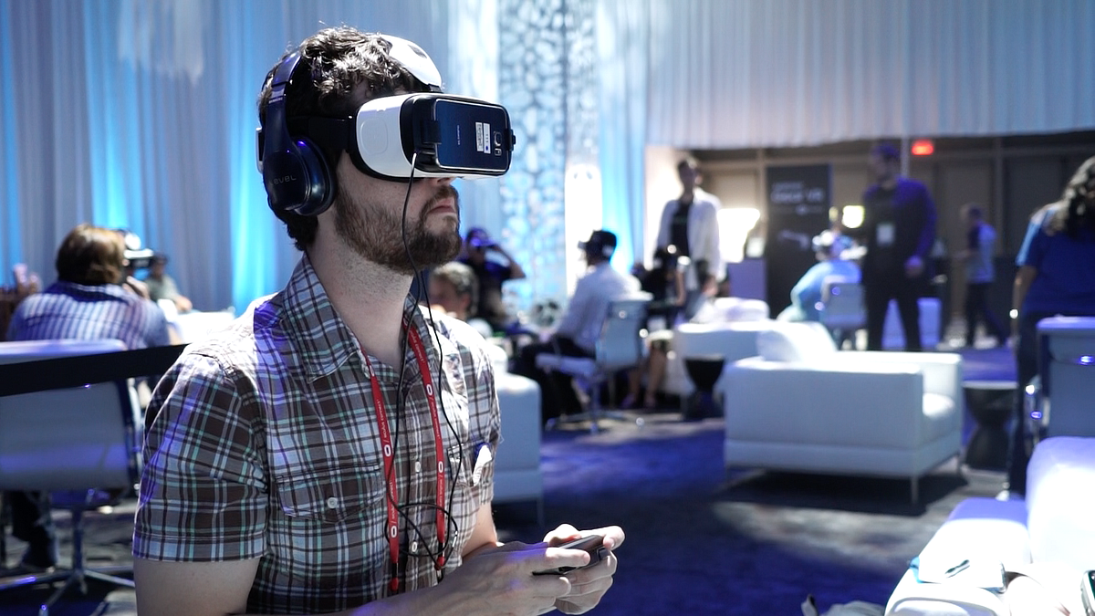 The VR Review - Medium