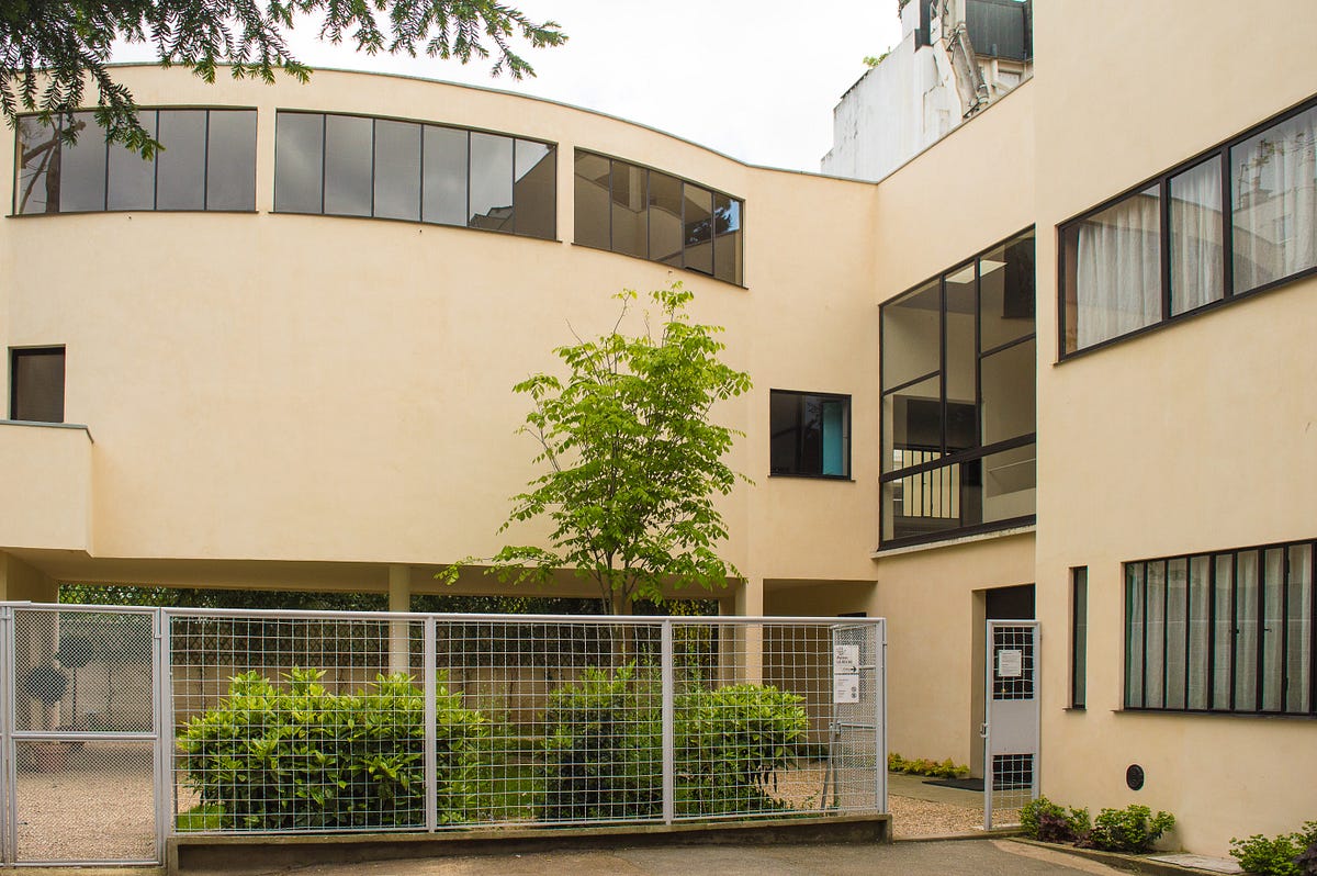 Una “Passeggiata Architettonica” a Maison La Roche – 120g Magazine – Medium
