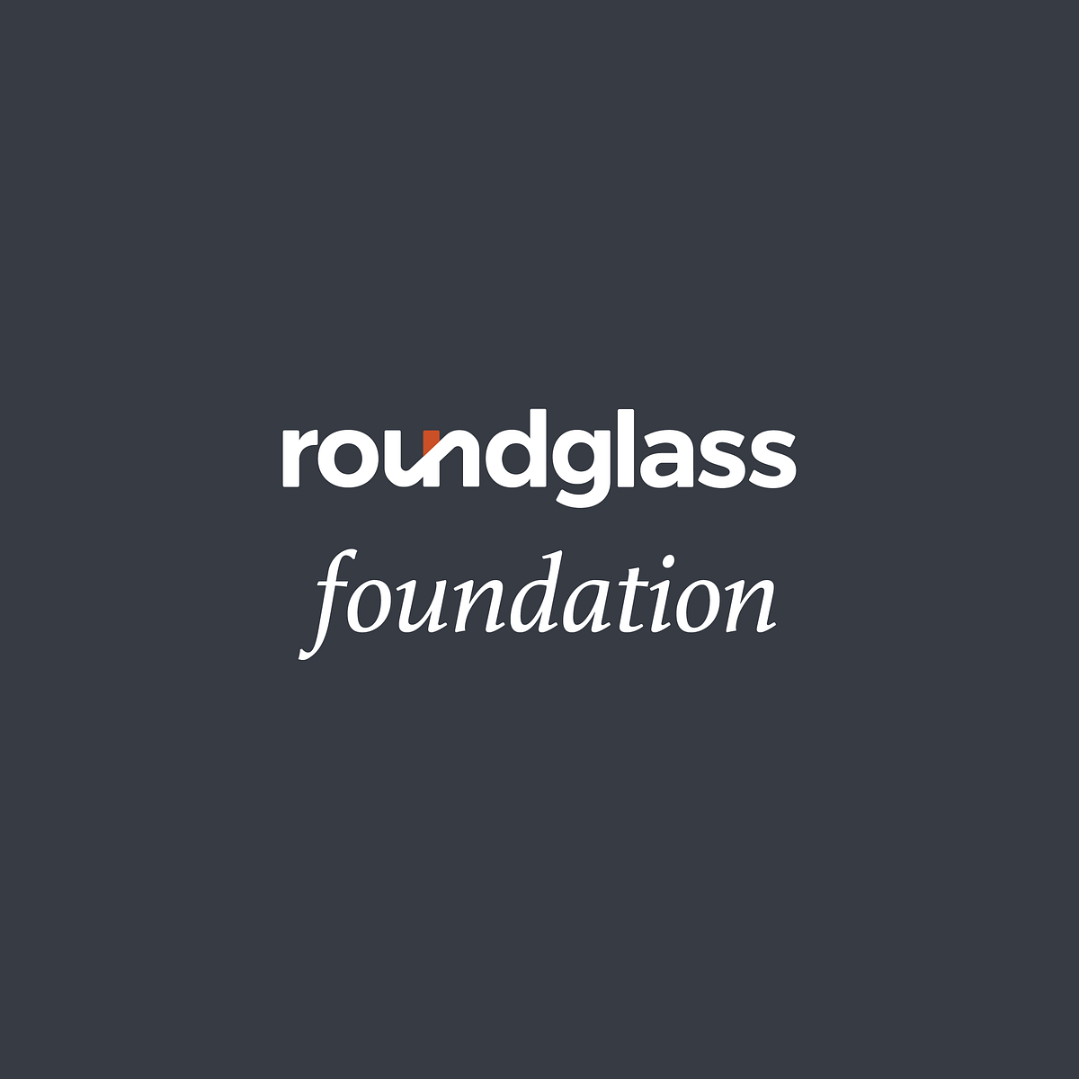 RoundGlass Foundation - Medium