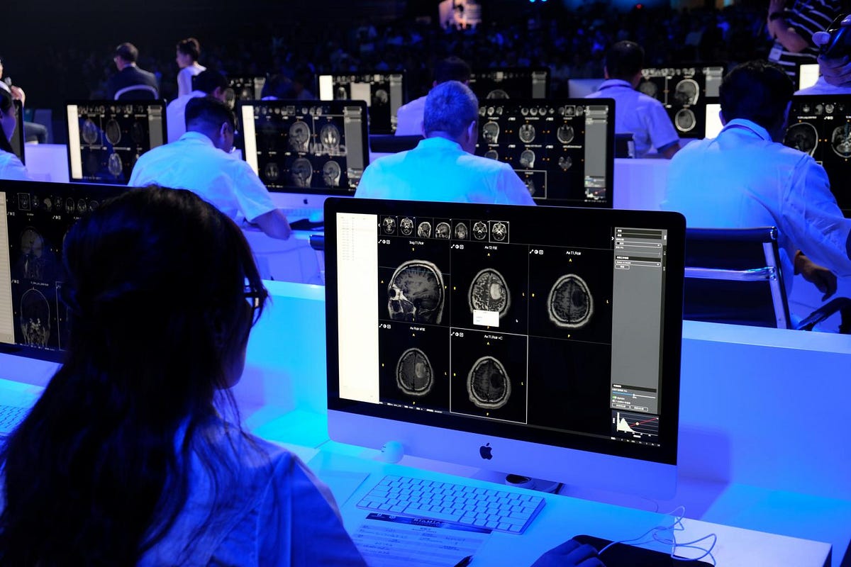 BioMind, Artificial intelligence that defeats doctors in tumour diagnosis