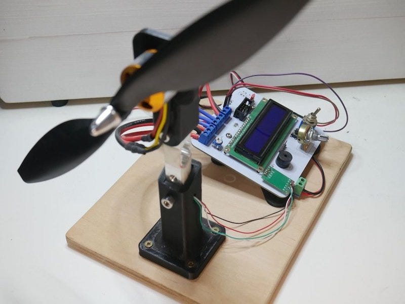 Brushless Motor and Prop Thrust Measurement Stand – Hackster Blog