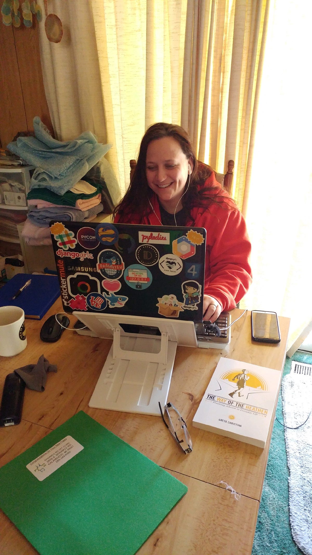 Rachell Calhoun – Medium