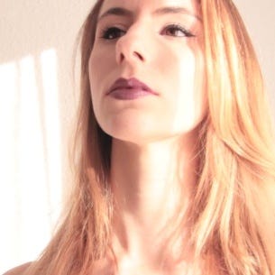 Laura Amber - Medium