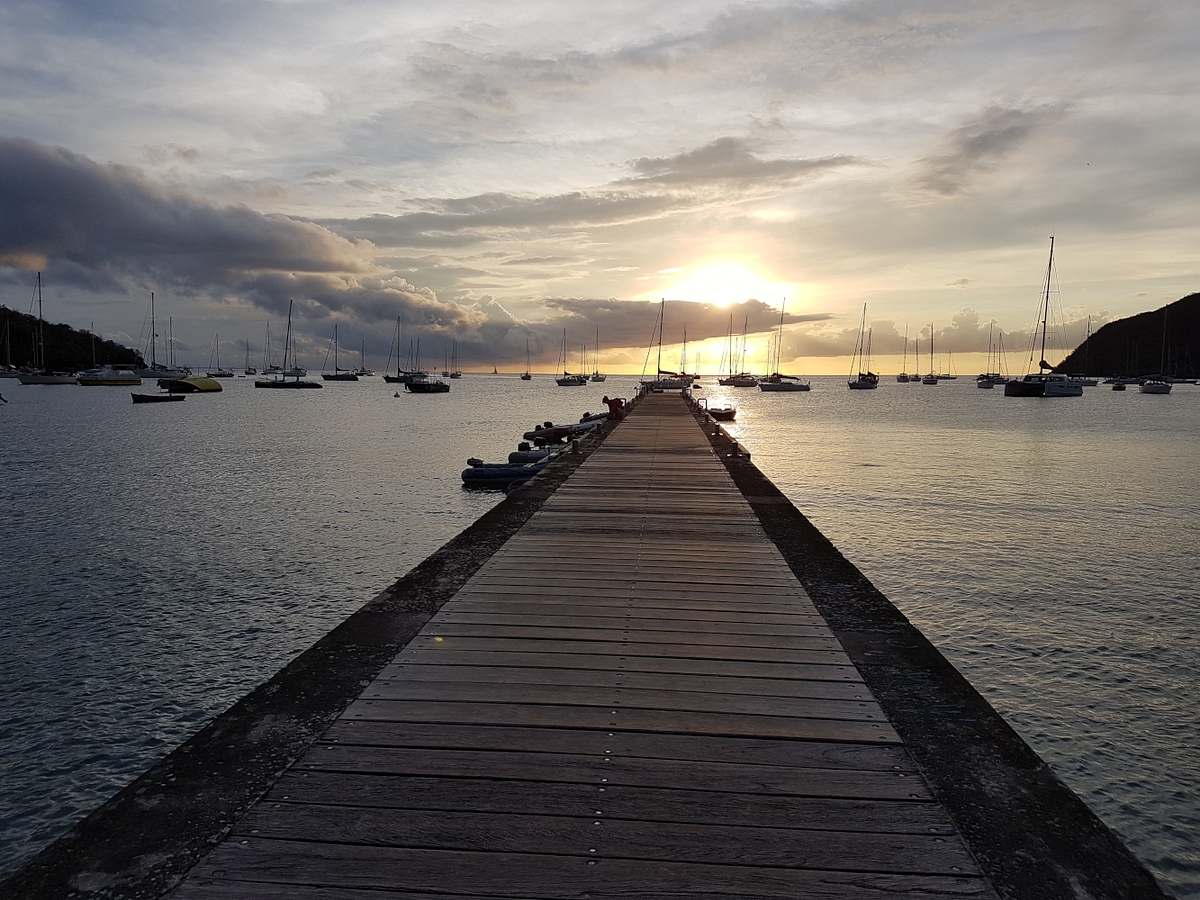 The Dock on the Bay - Medium