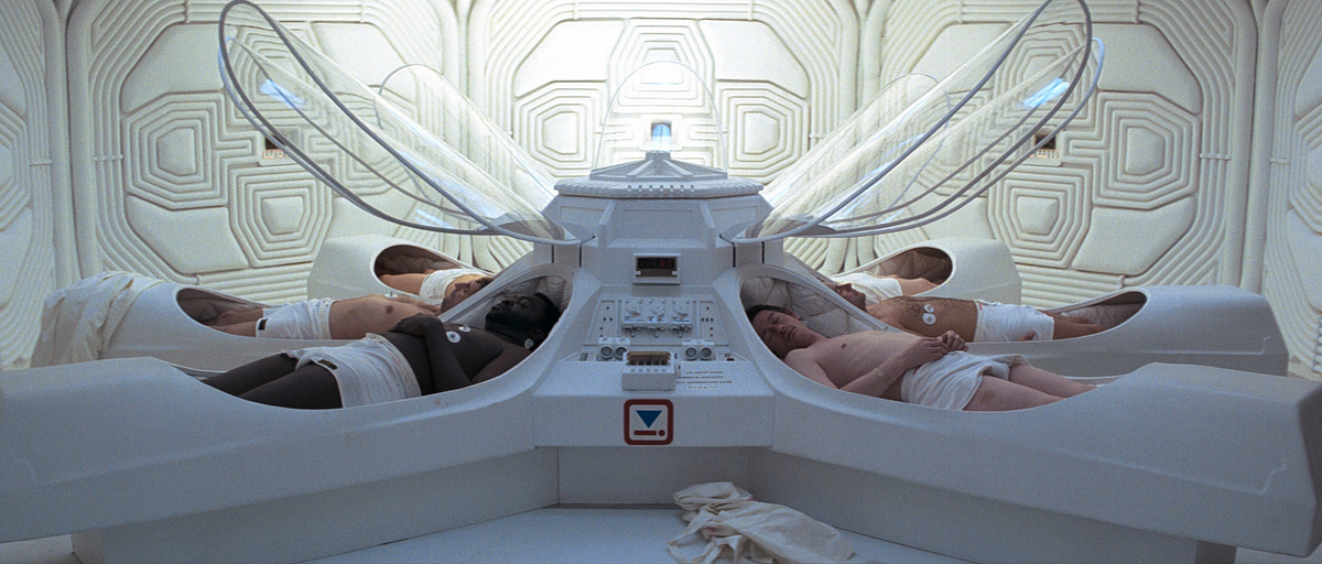 The stunning production design in ‘EVENT HORIZON (1997)’ doesn’t make ...