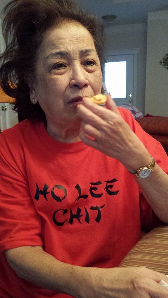 Hi Lola! - Medium