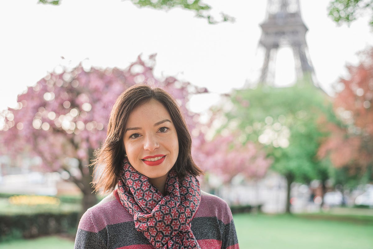 Caroline Weiss – Medium