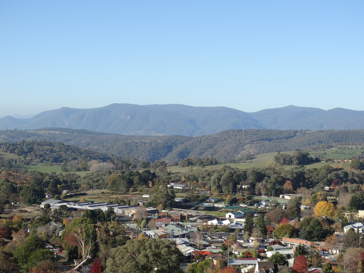 Batlow: A Country Town Divided – Loz Dunlop – Medium