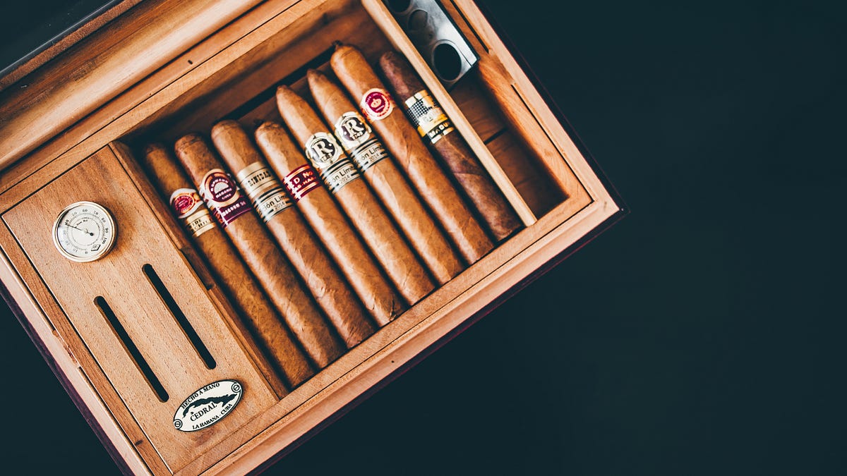 CIGARRO 101 – CIGARRO – Medium