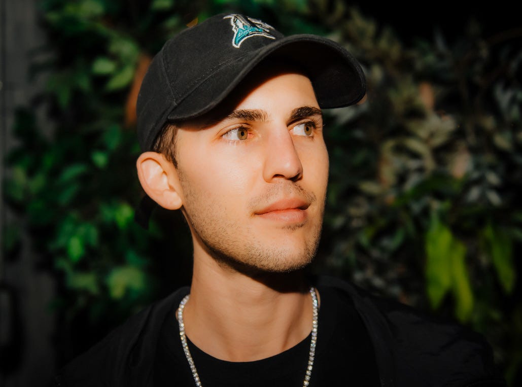 DJ Chizzle West Coasts Hottest DJ - Medium