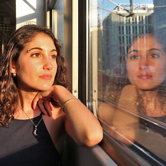 Shayna Tanen – Medium