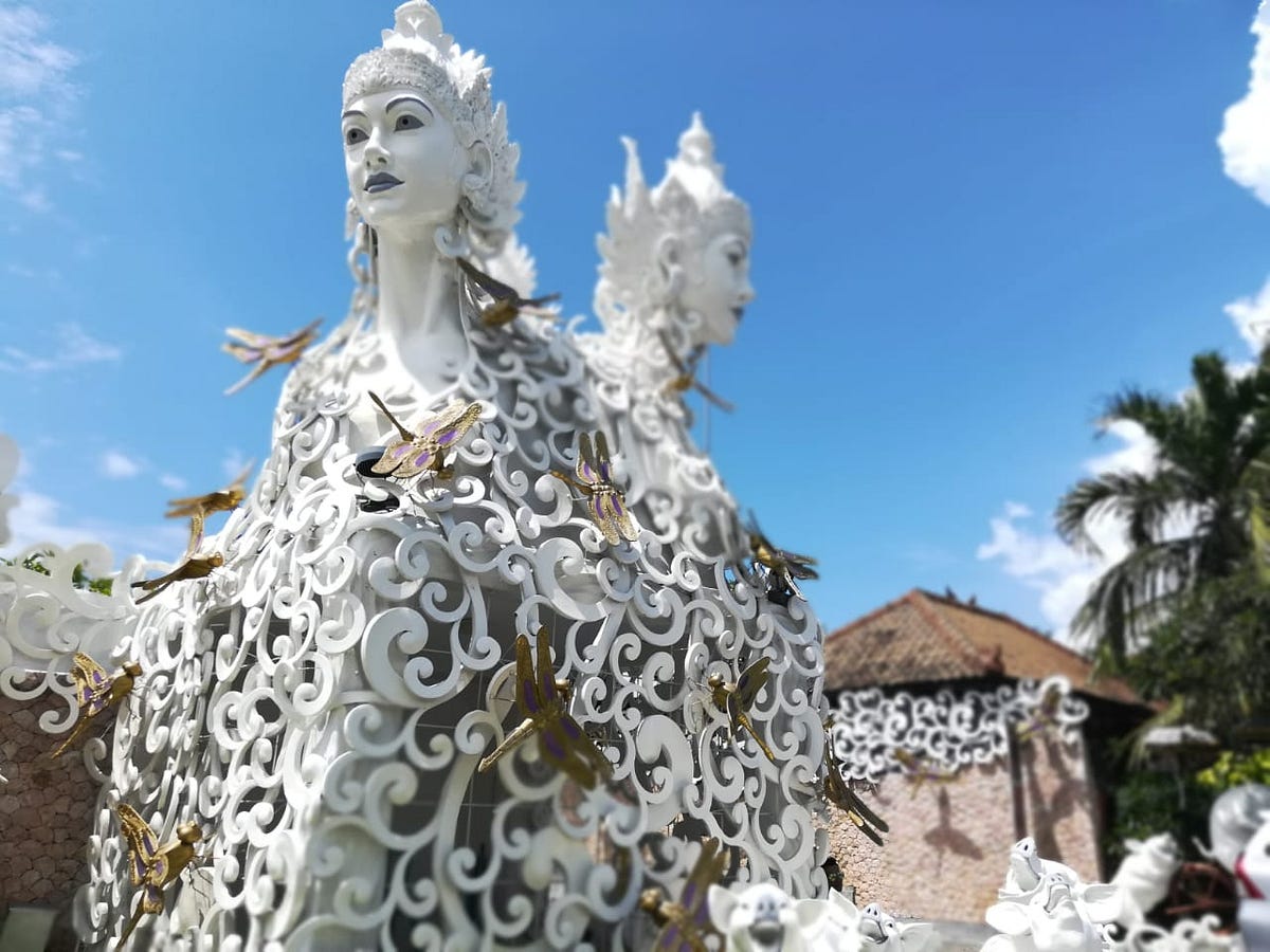 The Story of a Locale - Medium