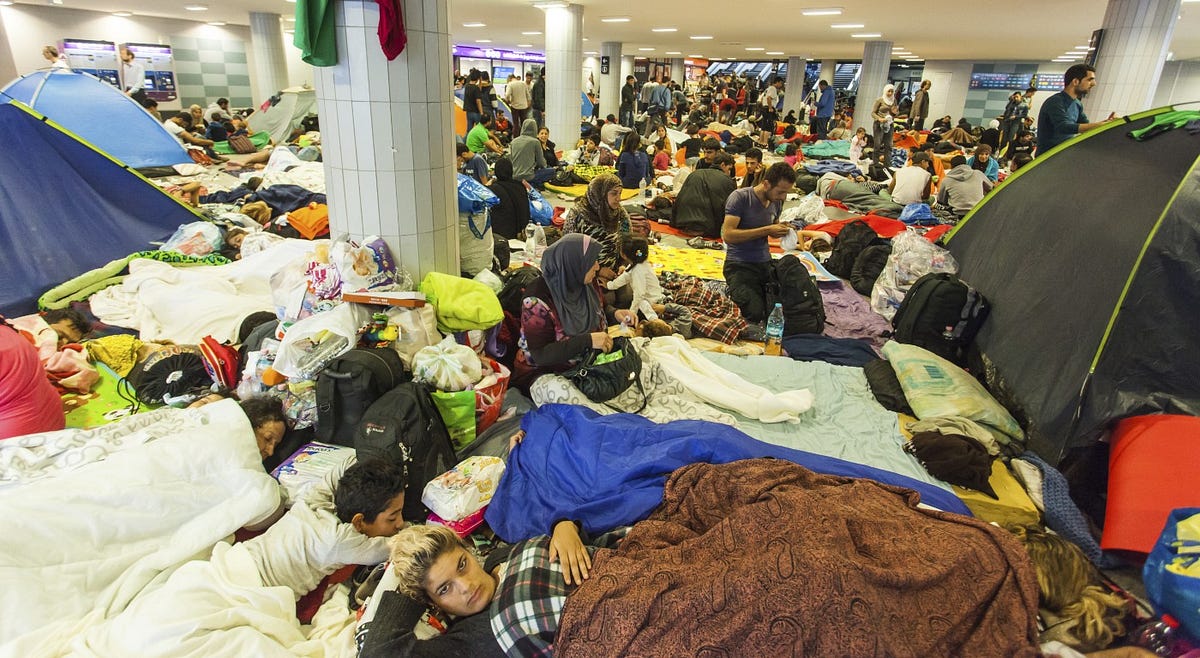 Canadian Refugee Settlement Info - Medium