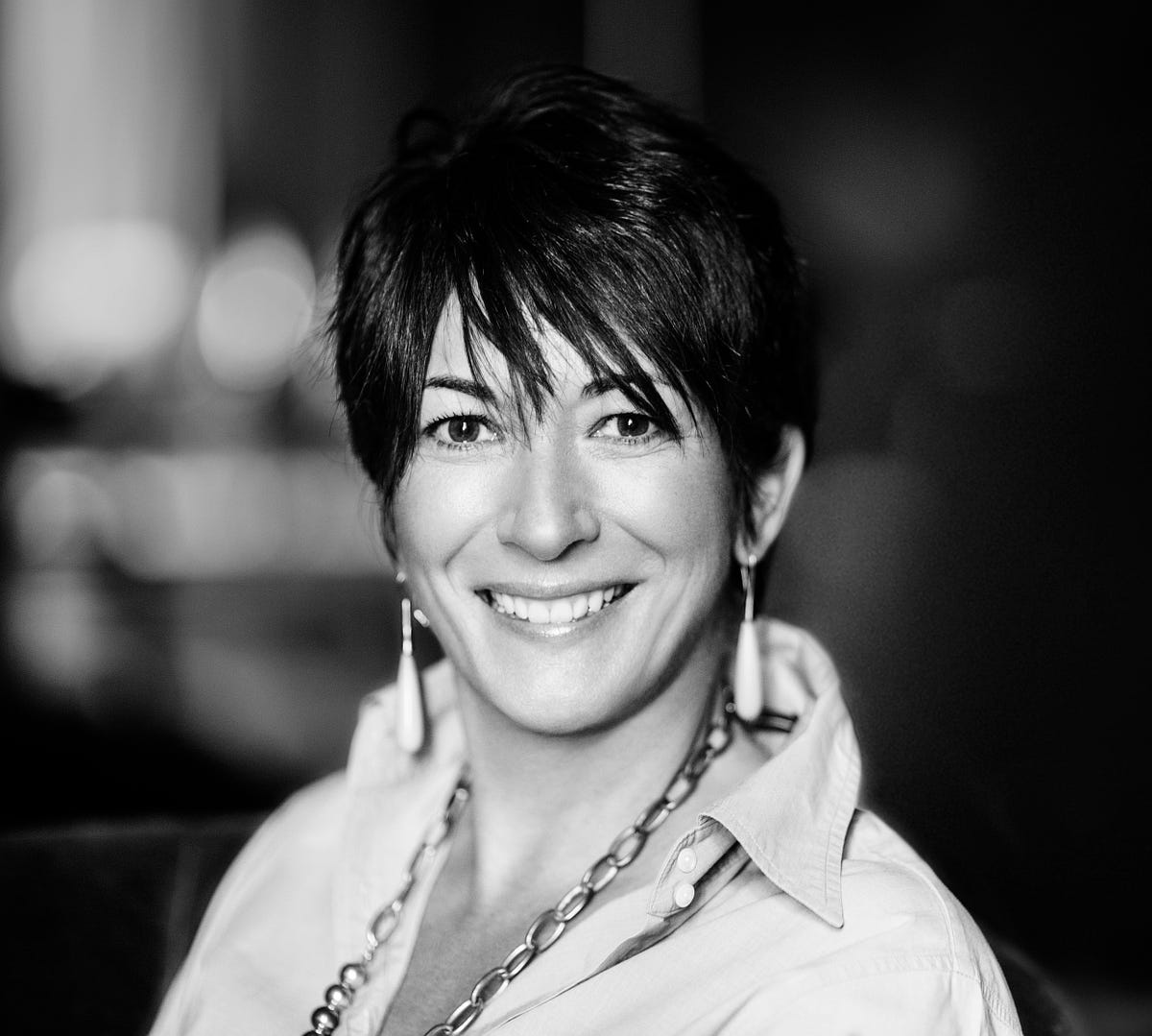 Ghislaine Maxwell – Medium