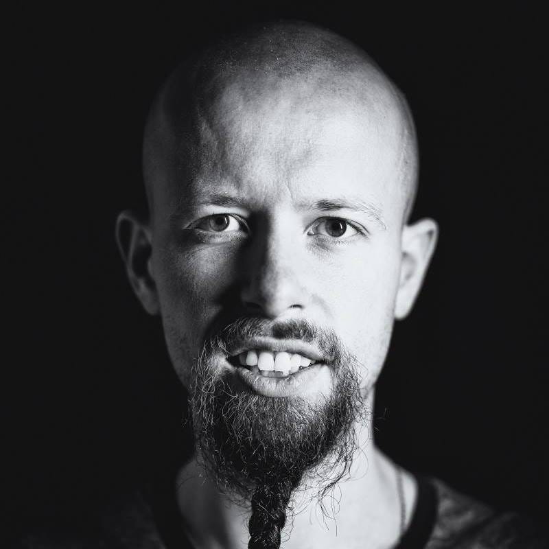 Tomas Marada - Medium