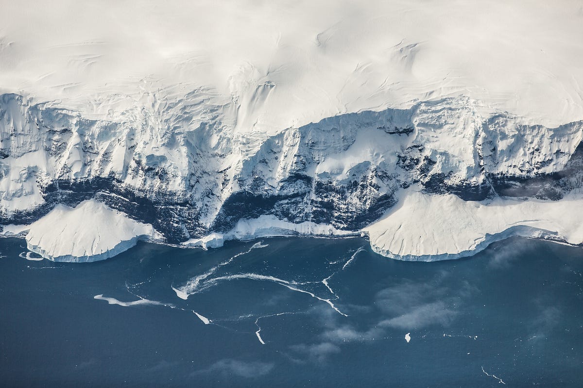 The world’s largest iceberg – FieldworkStories – Medium