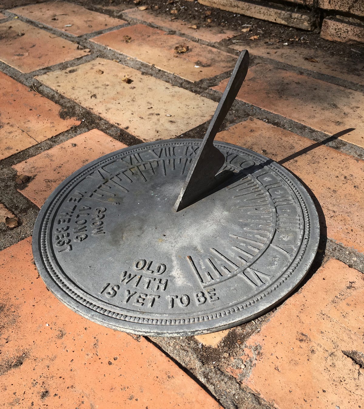  5 The Sundial Objects Medium