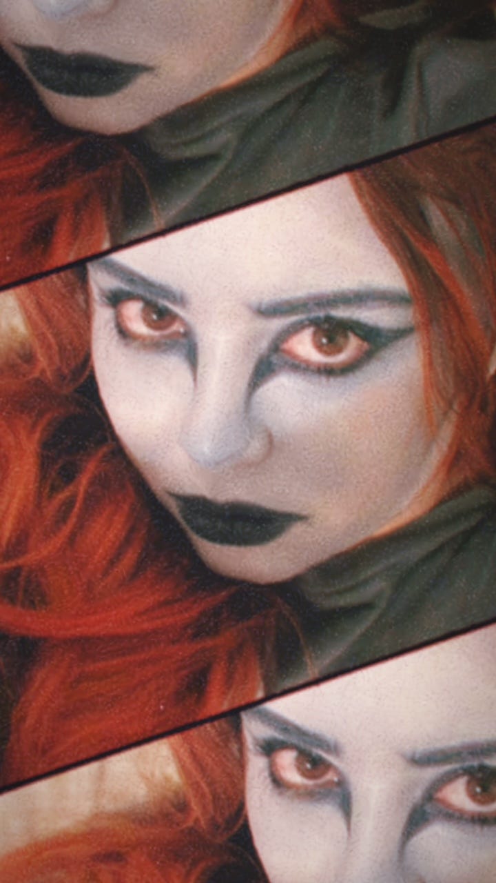 Weird Hot Art Gurls - Medium