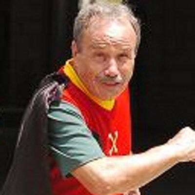 É uma bilada, cino - Medium