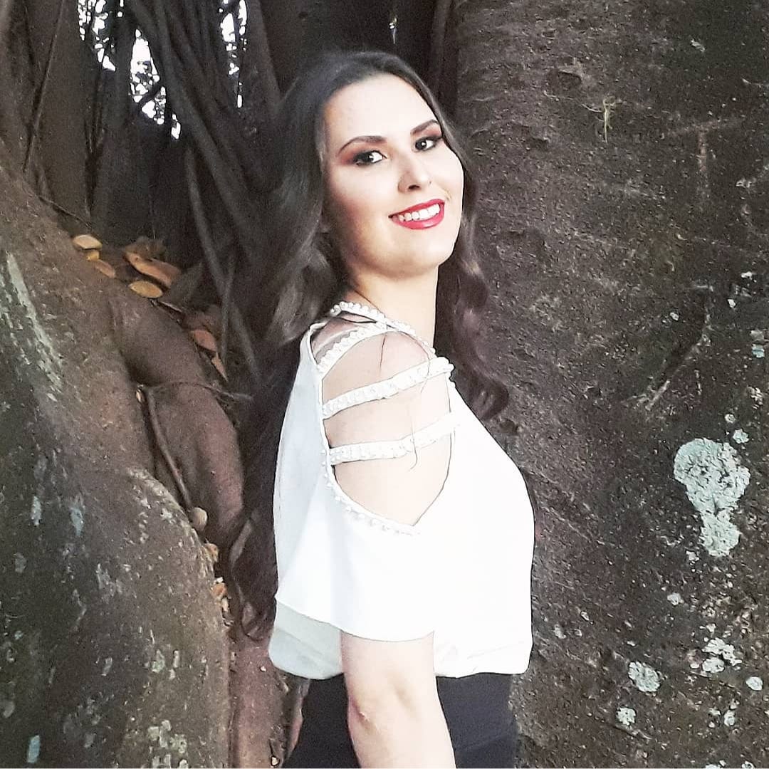 Daniela Luchesi Bueno – Medium