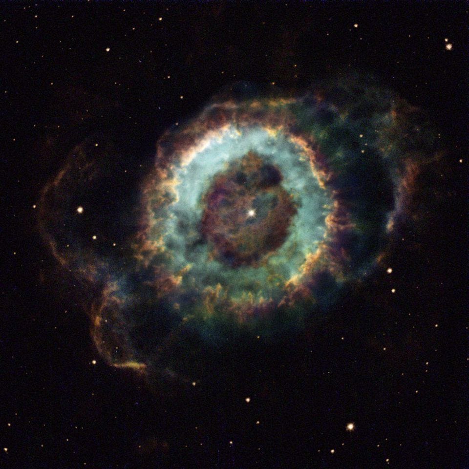 This Is What Our Sun’s Death Will Look Like, With Pictures From NASA’s ...