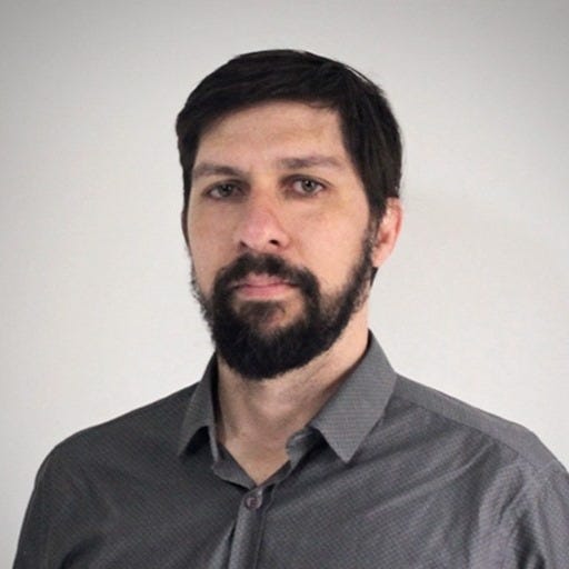Leonardo Queiroz - Medium