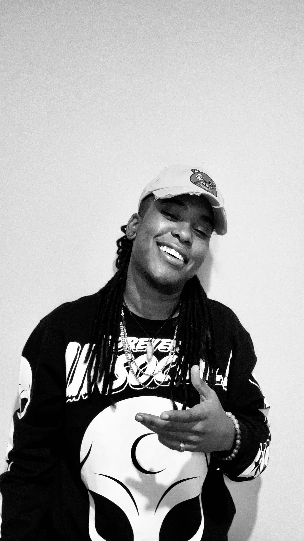 New Artist Alert: ARONE - Medium