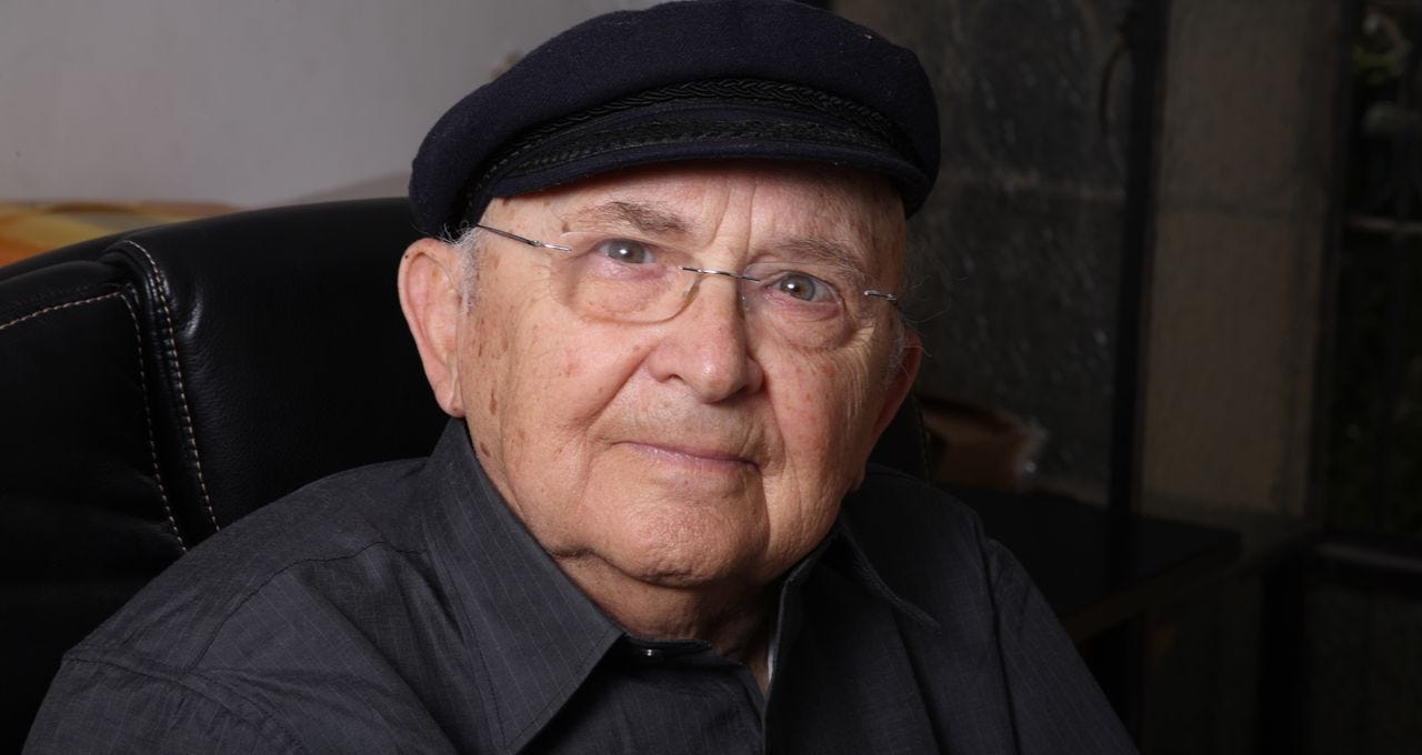The great Jewish novelist struggles, beautifully, to write a memoir.