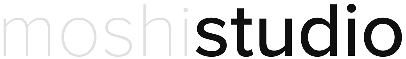 Moshi Studio - Medium