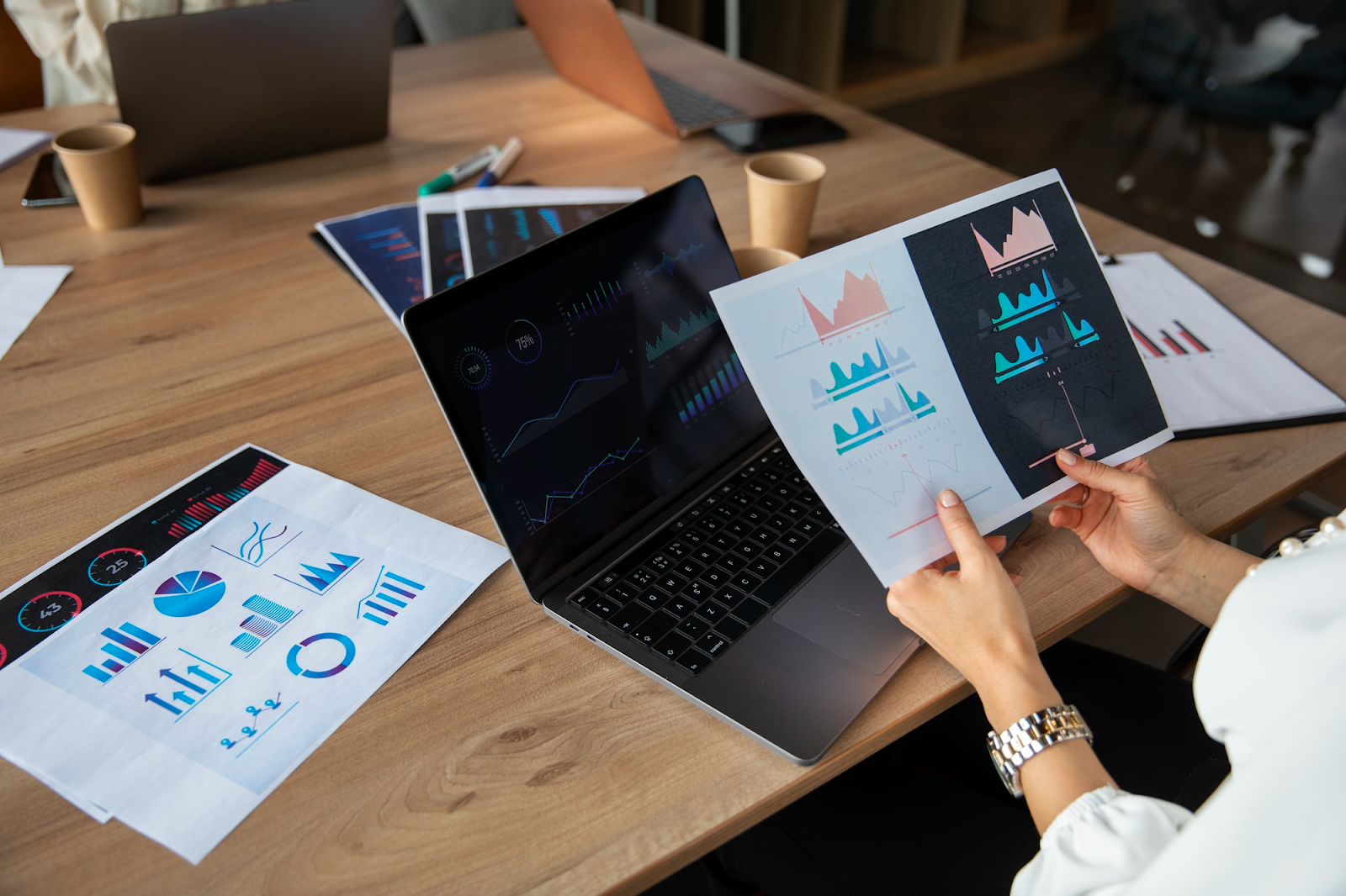 How No-Code Data Analytics Can Streamline Your Business Pro…