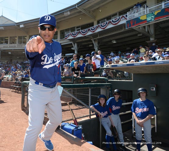 3/4/16-Something Current-LAD-3,TEX-3 by Jon SooHoo/LA Dodgers