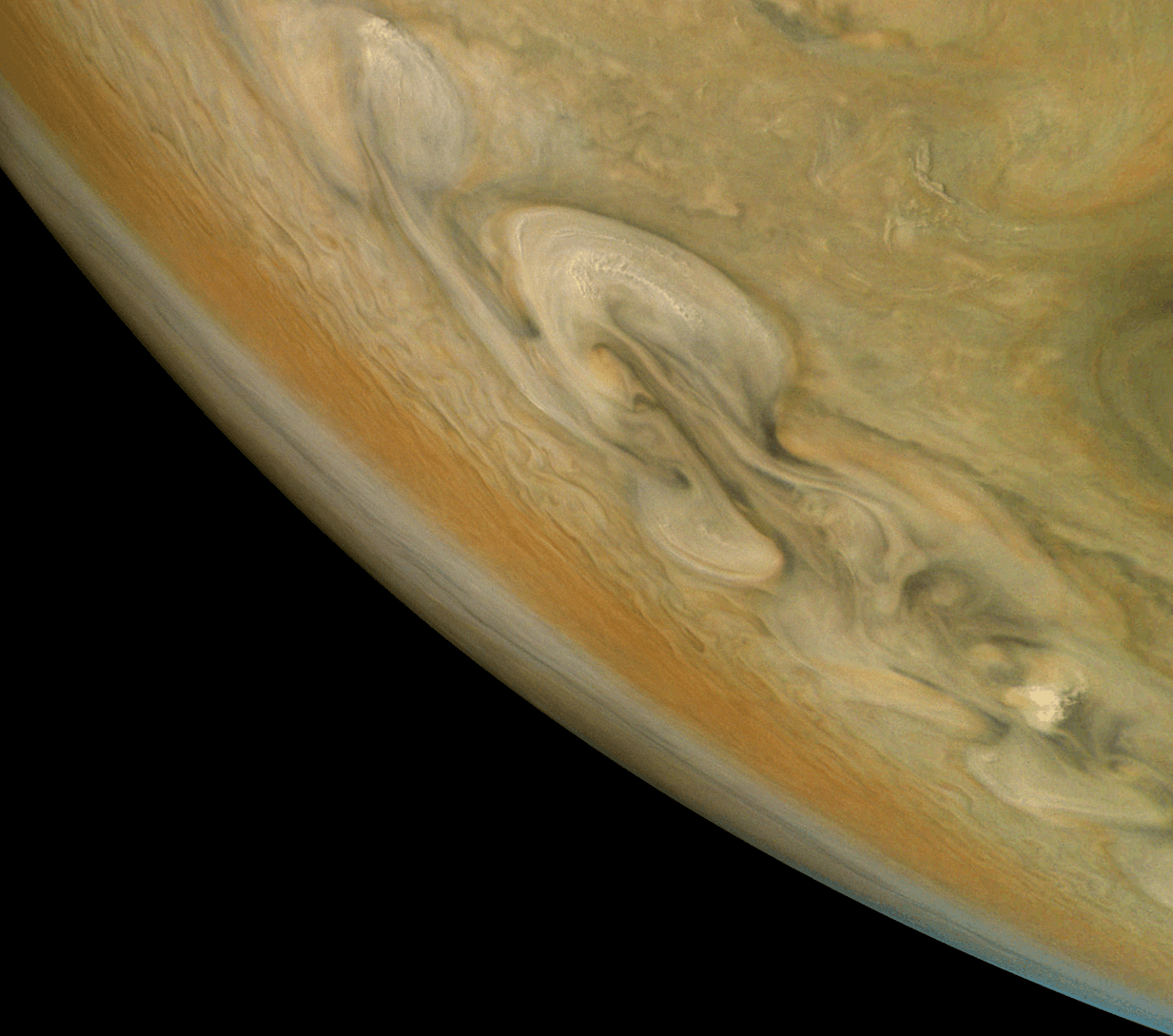 NASA revela imagens incríveis da atmosfera de Júpiter
