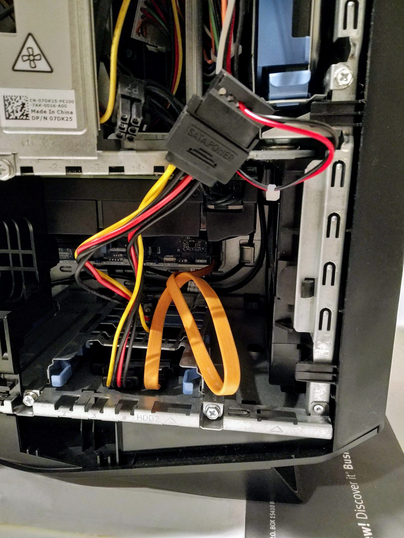 How to add additional ssd in Alienware Aurora R7 (and other machines)