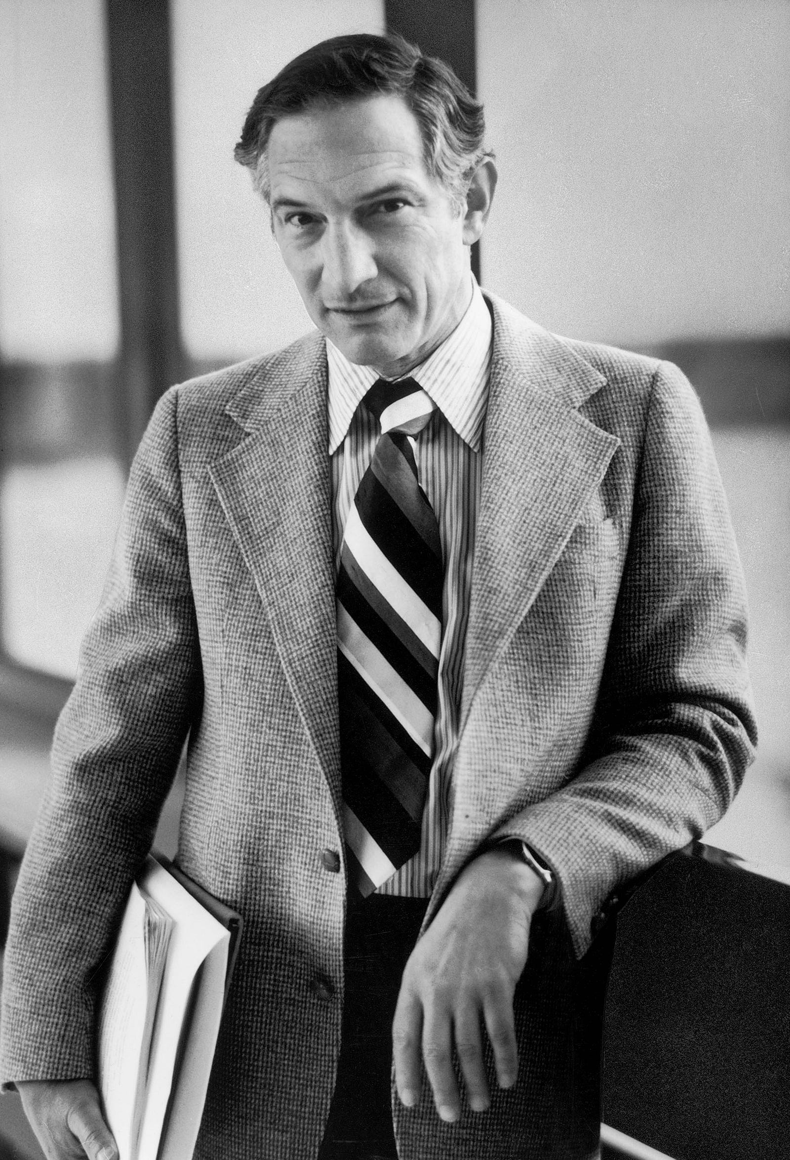 The Tinkerings of Robert Noyce – Esquire – Medium