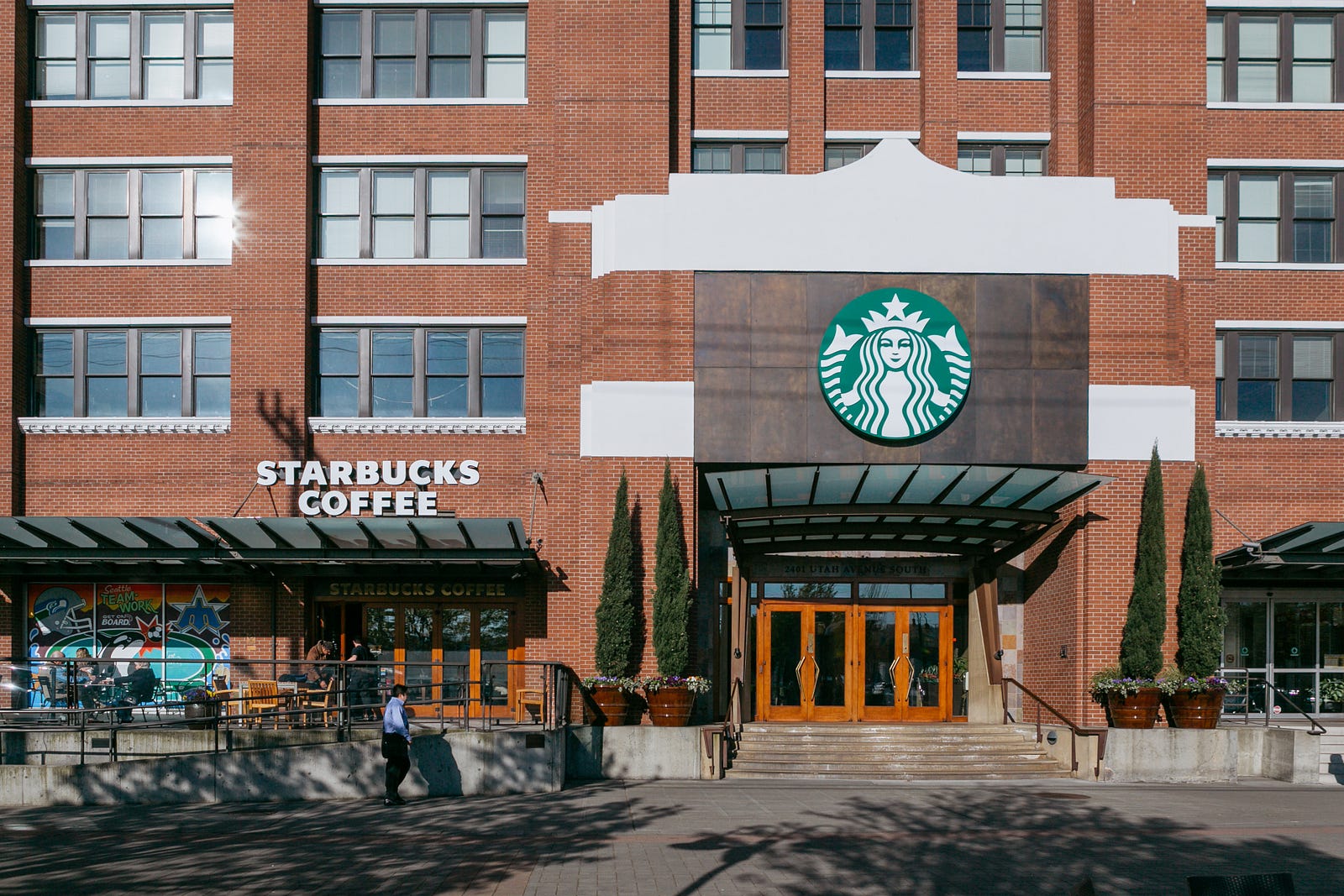 A tour of Starbucks Headquarters – Hansel Doan – Medium
