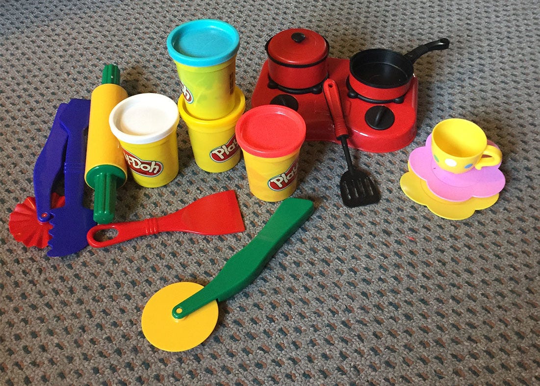 3 Easy Steps to Organize a Portable Play Therapy Kit- With Links to Buy