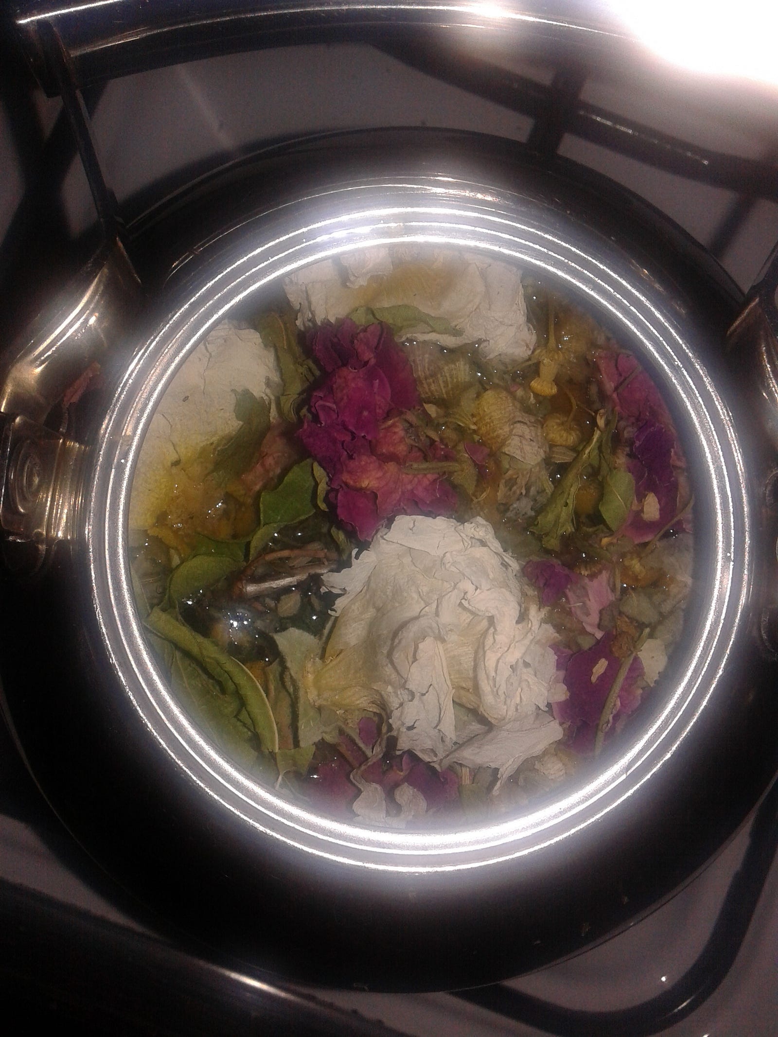 The Syrian Herbal Tea (Zouhorat Shameea). – Invironment – Medium