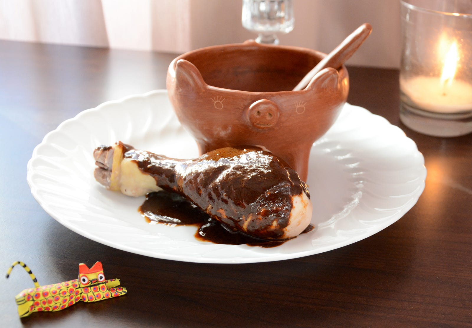 qué es el mole + pollo con mole coloradito – QUÉ BIEN COMER – Medium