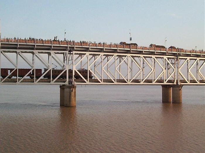 Godavari Rail Road Bridge, Rajahmundry, Andhra Pradesh.