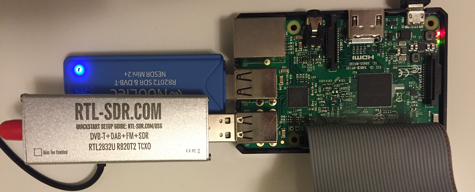 RTL-SDR Blog silver dongle first impressions, compared to NooElec blue ...