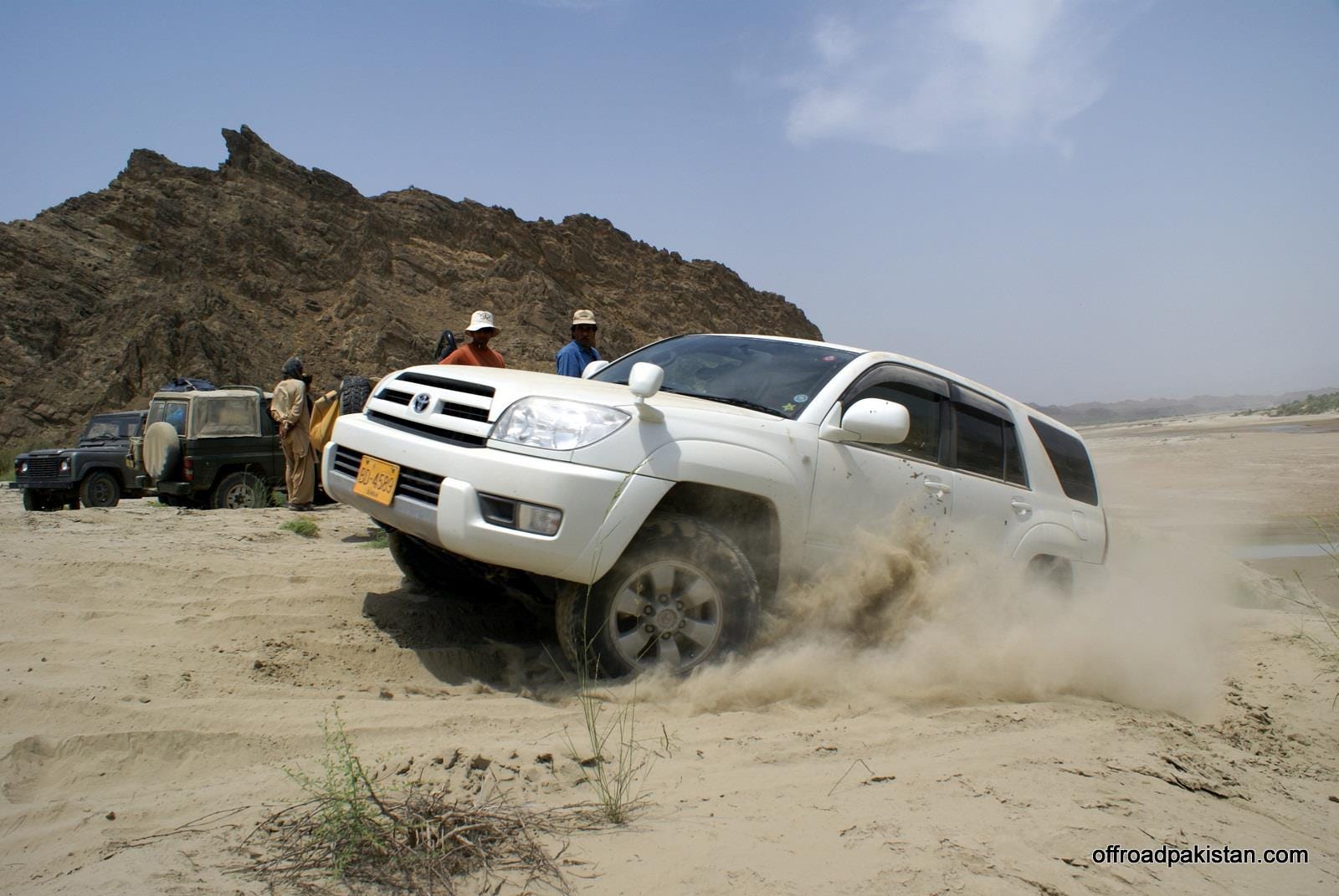 Jeeps in Pakistan – Offroad Pakistan – Medium