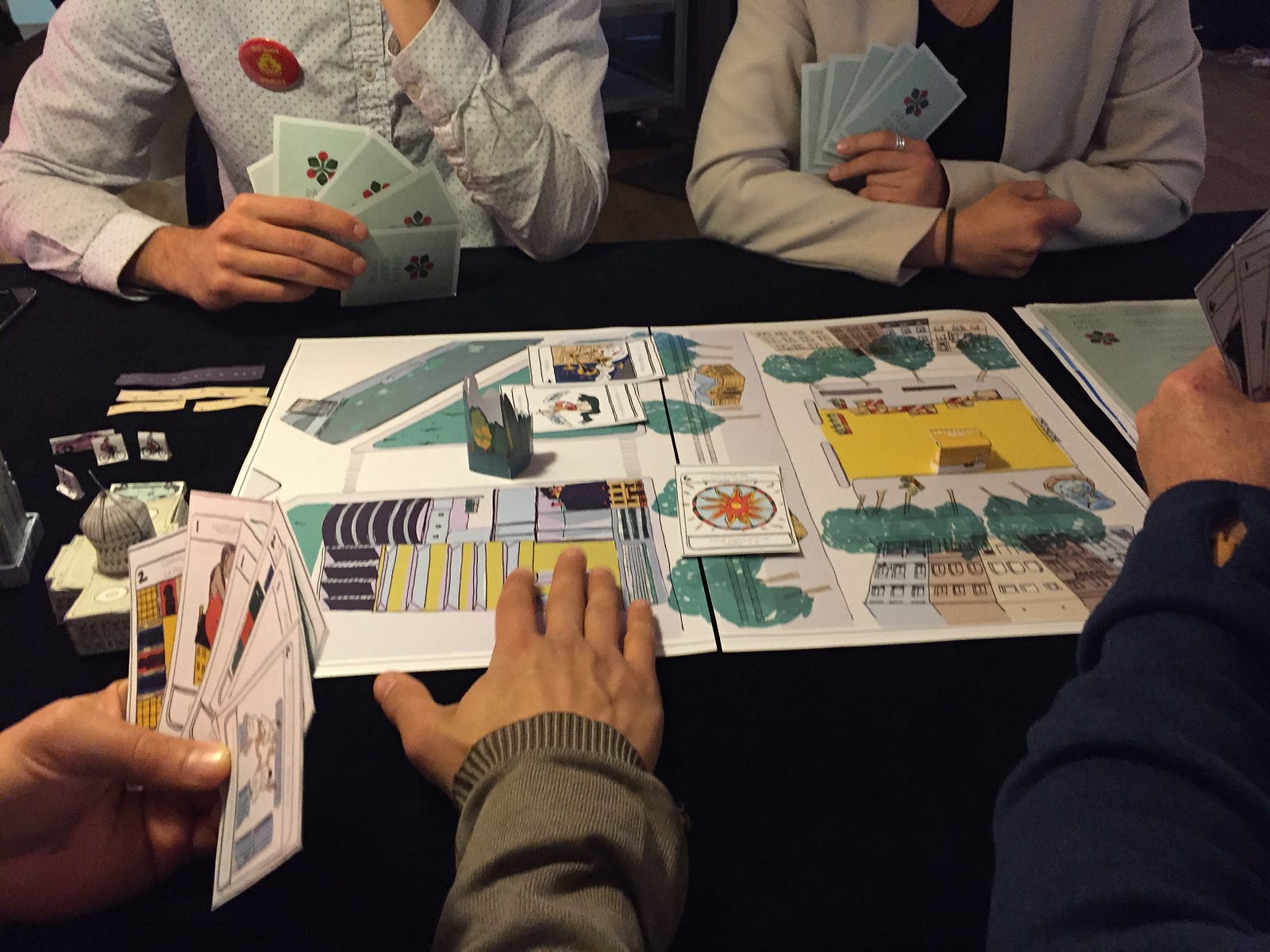 Penta-helix: stakeholder management for complex projects