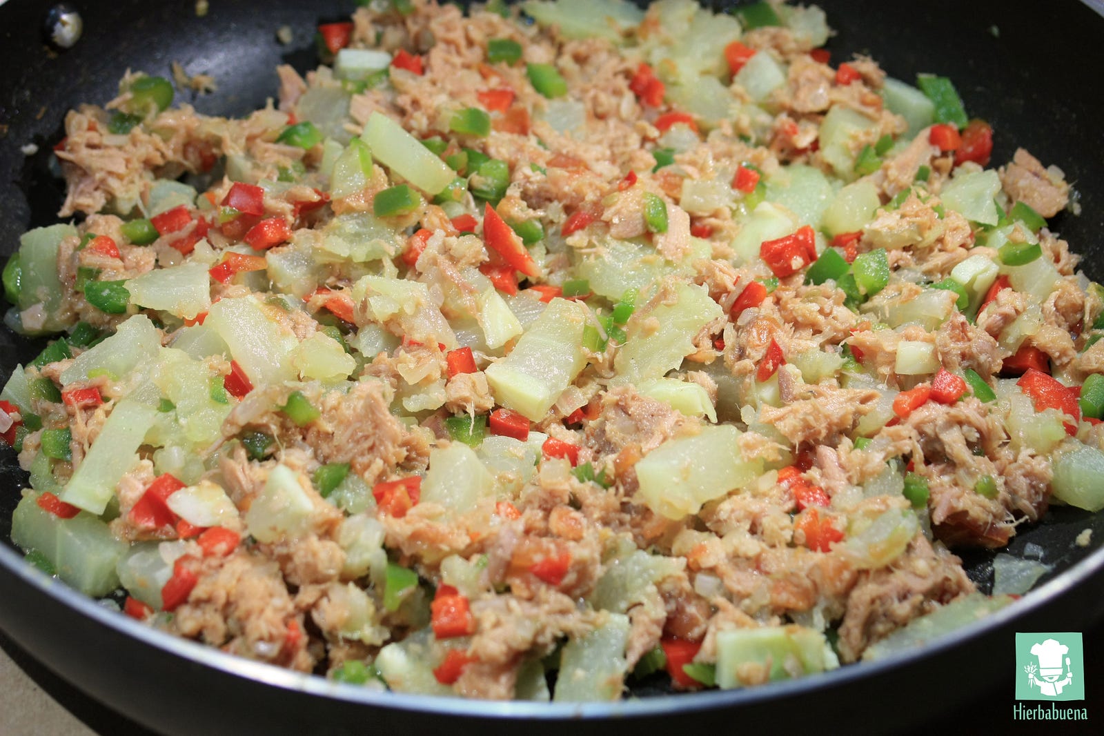 Receta: Chayotes rellenos de atún – Hierbabuena – Medium