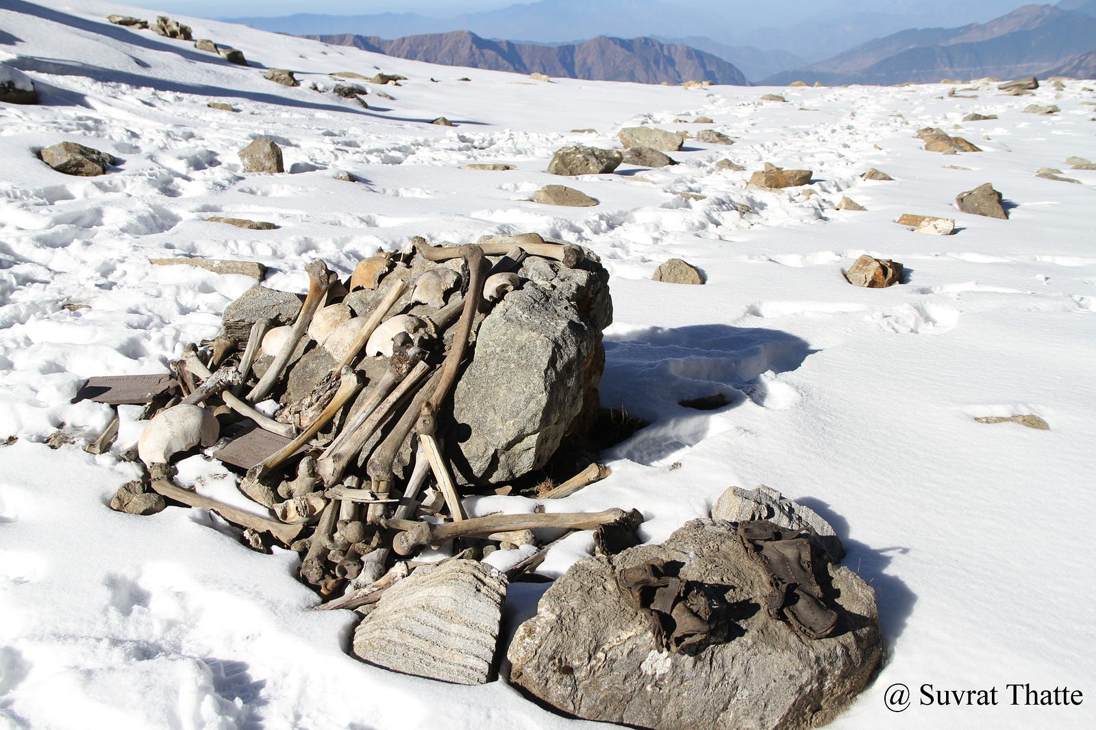 Roopkund lake: a visit to the ‘mysterious’ beauty (Part 3)