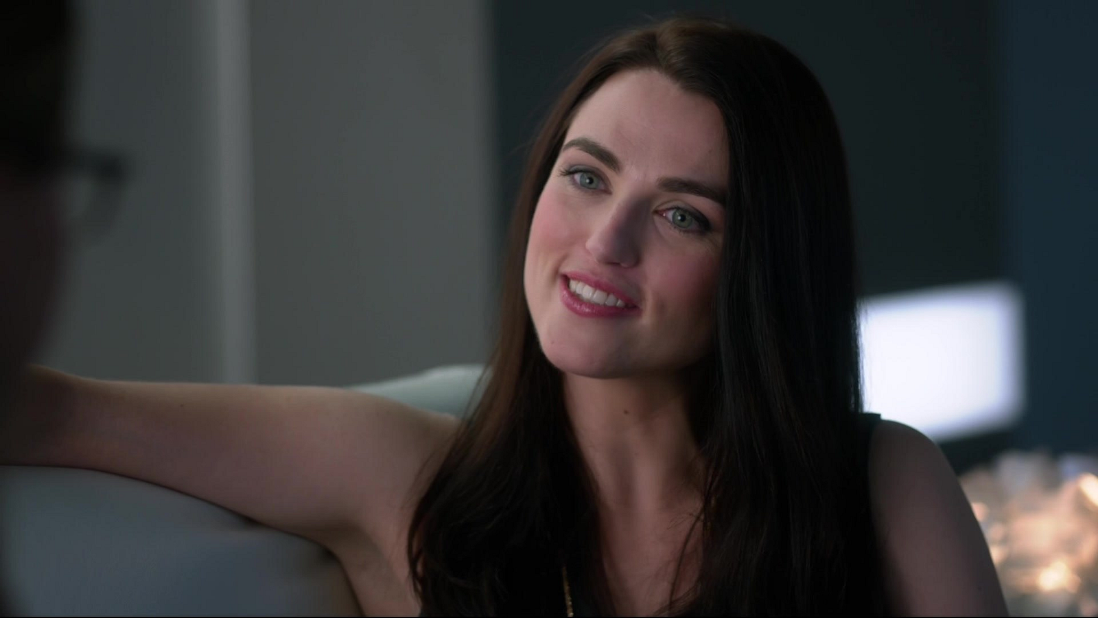 Katie McGrath on SuperGirl – L – Medium