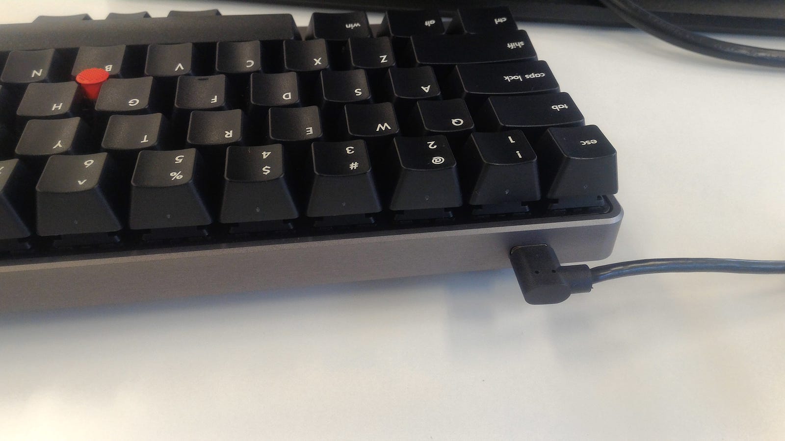 TEX Yoda II Mechanical Keyboard with Trackpoint Review