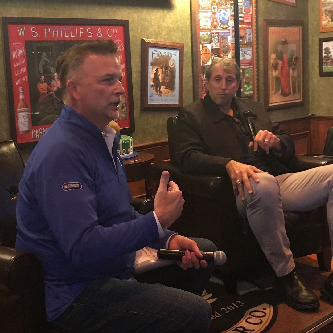 Former New York Giant Mark Bavaro Shares His Story with Locals
