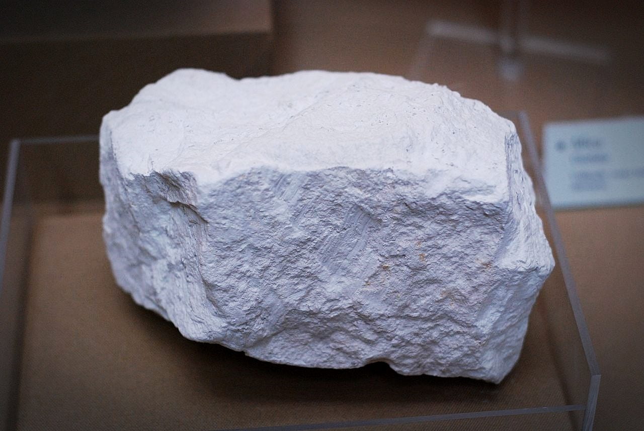 Caolín: la arena blanca de Las Caderechas – quintanAopio – Medium